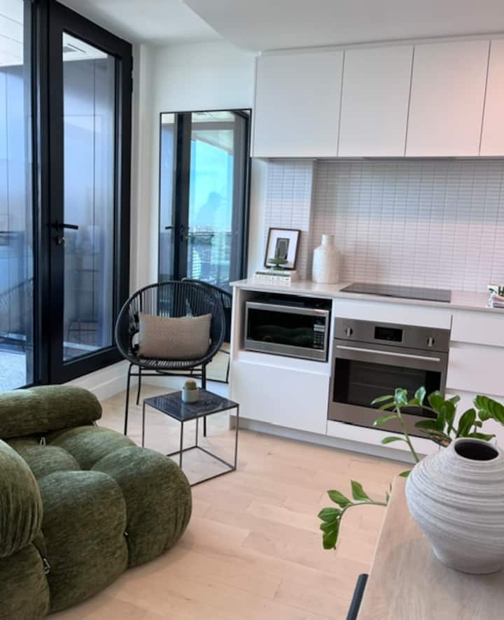 Condo Luxueux Au 41ème éTage - Montreal