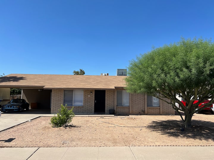 Phoenix Escape Pool Home - Phoenix