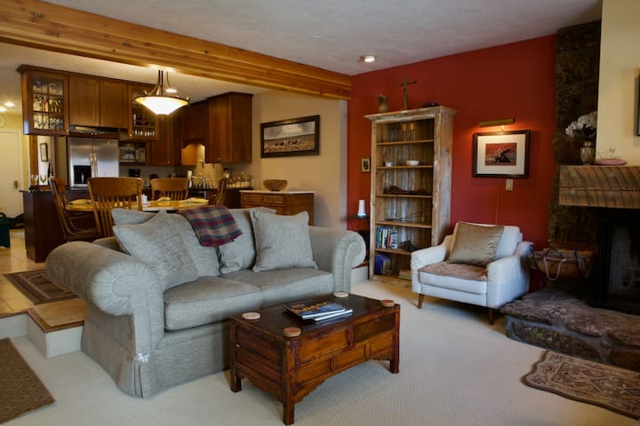 Casual Elegance & Teton Views - Holidays Available - 잭슨