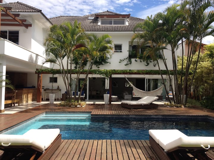 Casa De Luxo - Hospedagem E Eventos - Recreio