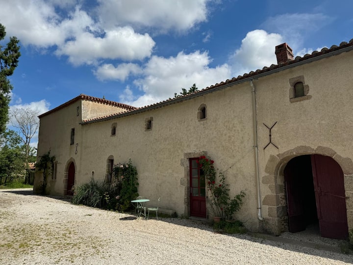 Maison Weekend Campagne 5 Couchages 2 Pièces 4lits - Sainte-Hermine