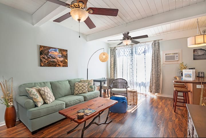 Cozy Kona Condo - Kailua-Kona, HI