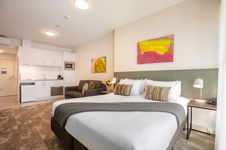 Executive King Studio Apartment - Wellington
