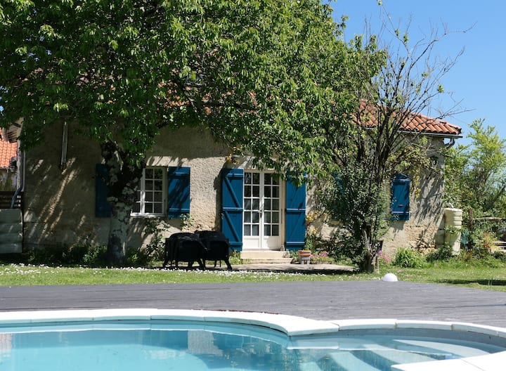 Gite: Le Viennois
6 Persoonshuisje - Dordogne