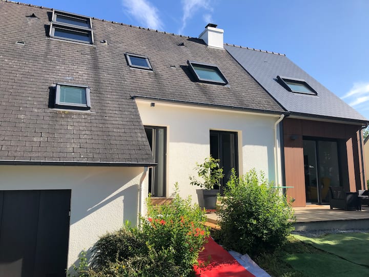 Chambre Dans Grande Maison - Bruz