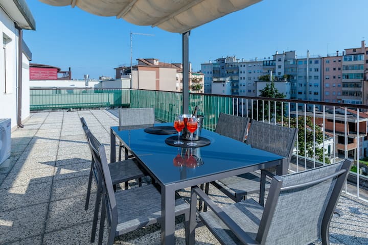 Penthouse 15 Minutes From Venice With Exclusive Terrace! - Venice