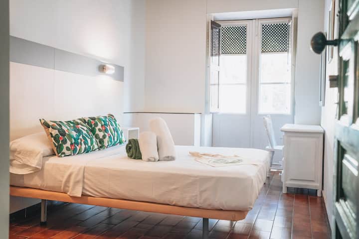 Habitación Doble Con Ventana- Baño Compartido - La Gomera