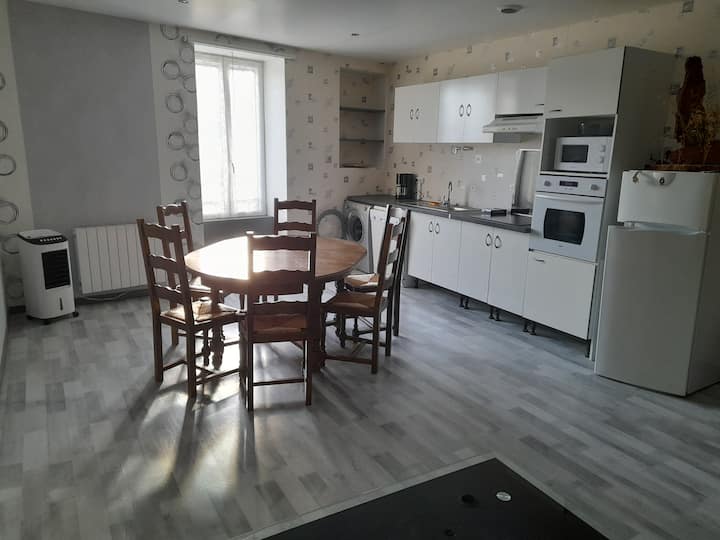 Pouilly En Auxois A6 A38 - Chateauneuf