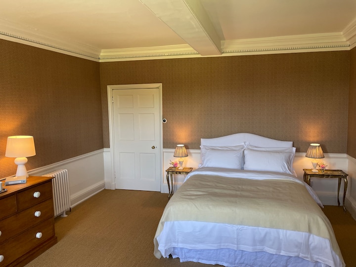Romantic Rooms In Historic Manor - Llangrannog