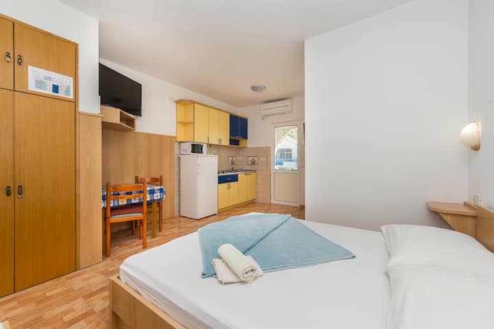 Apartments Mila - Apartment 1a - Podaca