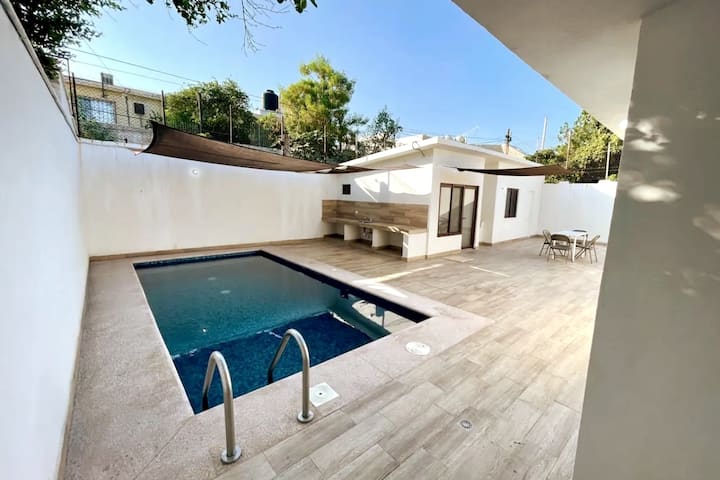 Casa Céntrica Con Alberca - La Paz