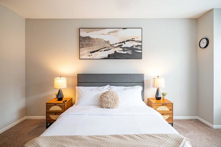 Down To Earth - Medical Center | 30+ Day Stays - Houston, TX