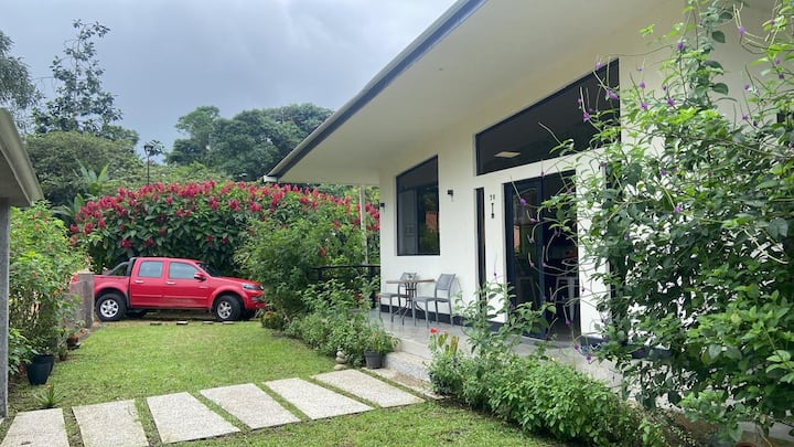 Casa De Las Rosas - Pedro Vicente Maldonado
