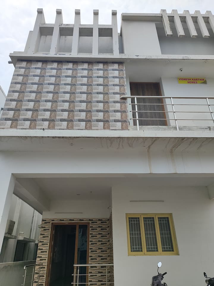 Mmvk Homestay - Spacious Entire House Just For You - Pollachi