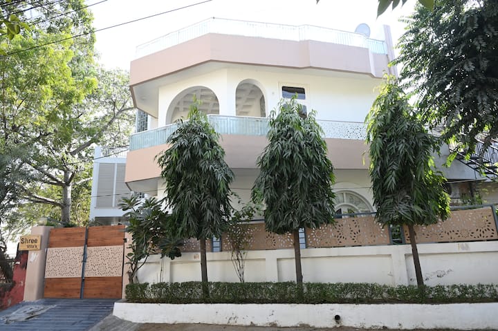 Four Bangla Shree Villa - Jaipur