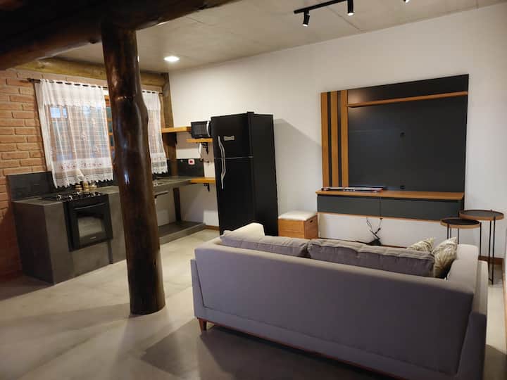 Labriut Spa: Café Da Manhã / Sauna Seca / Lareira - Santo Antônio do Pinhal