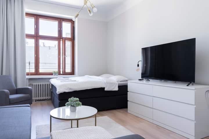 Tyylikäs Yksiö Ullanlinnassa - Helsinki