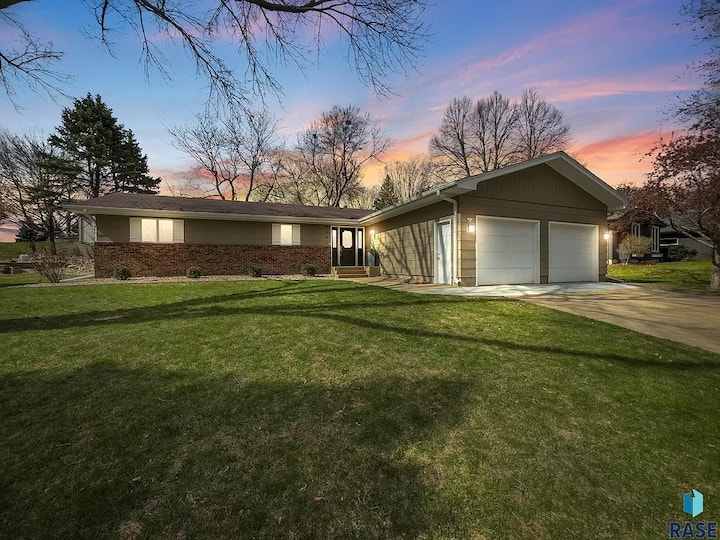 Peaceful City Oasis - Sioux Falls, SD