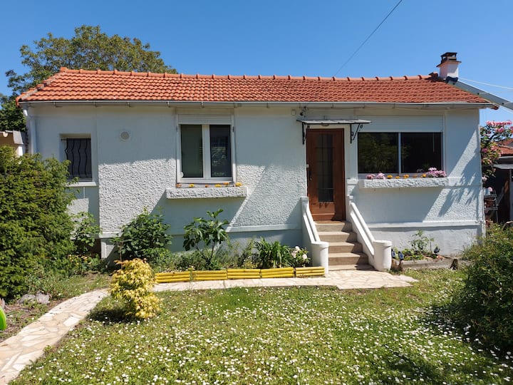 Maison D'hôtes
De Charme Indépend.
Proche Rer B - Le Raincy