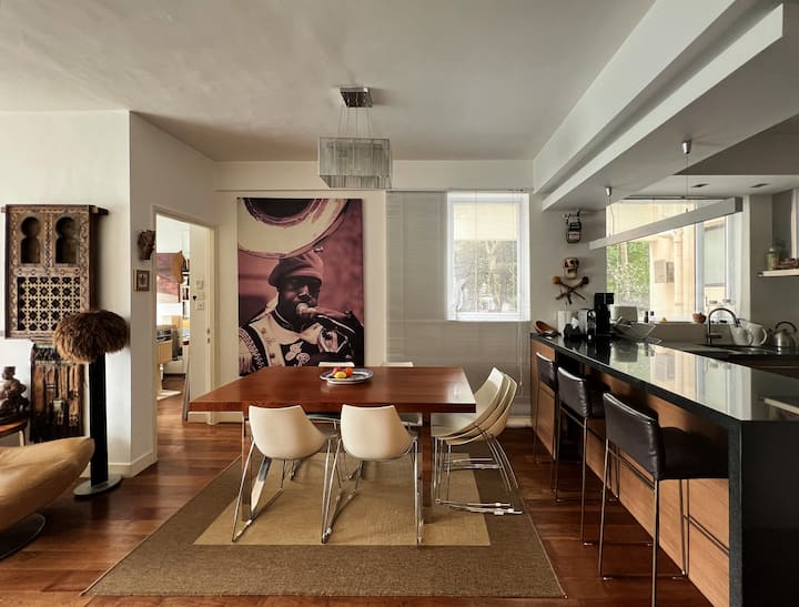 Designer Apartment In Disco Bay - Discovery Bay