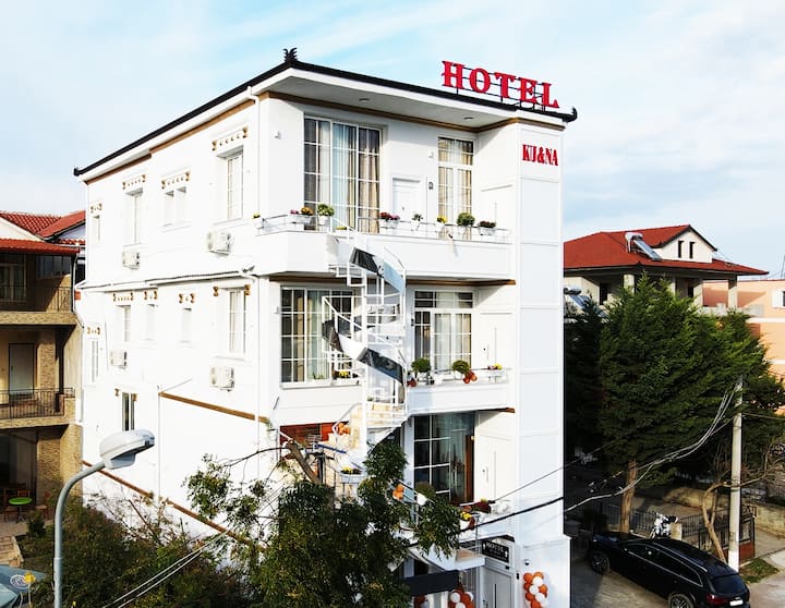 Ku&na Hotel Belsh - Albania