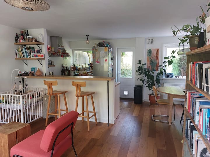 Authentic Family Home In Amsterdam - Amsterdam