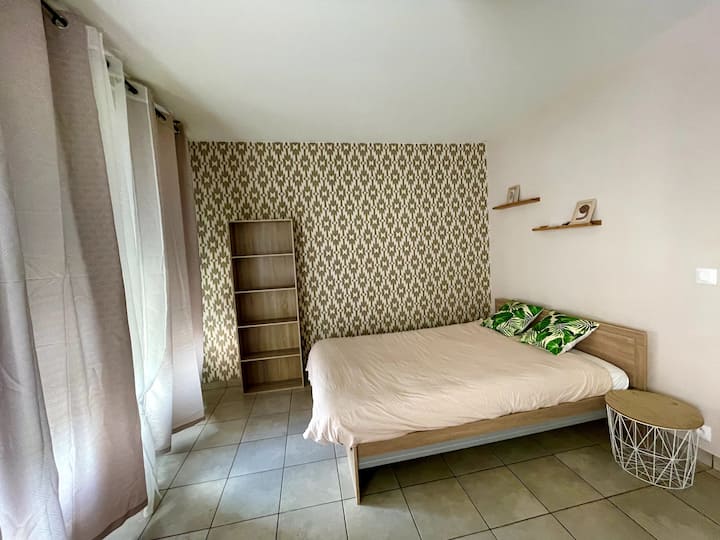 Joli Studio Avec Terrasse - Saint-Dizier