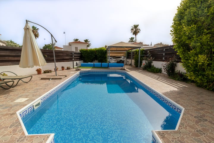 Vila Marinea Star & Saint Cyprus - Paphos