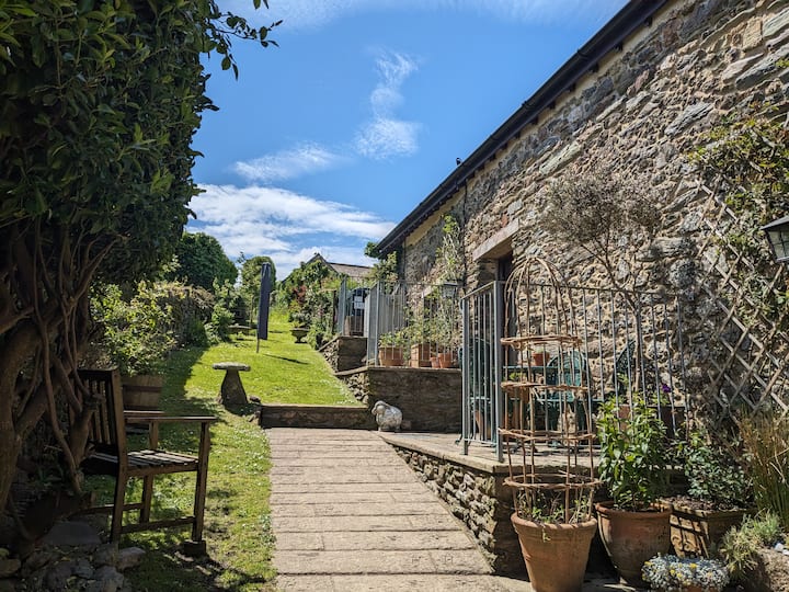 400 Year Old Barn Conversion. - Kingsbridge