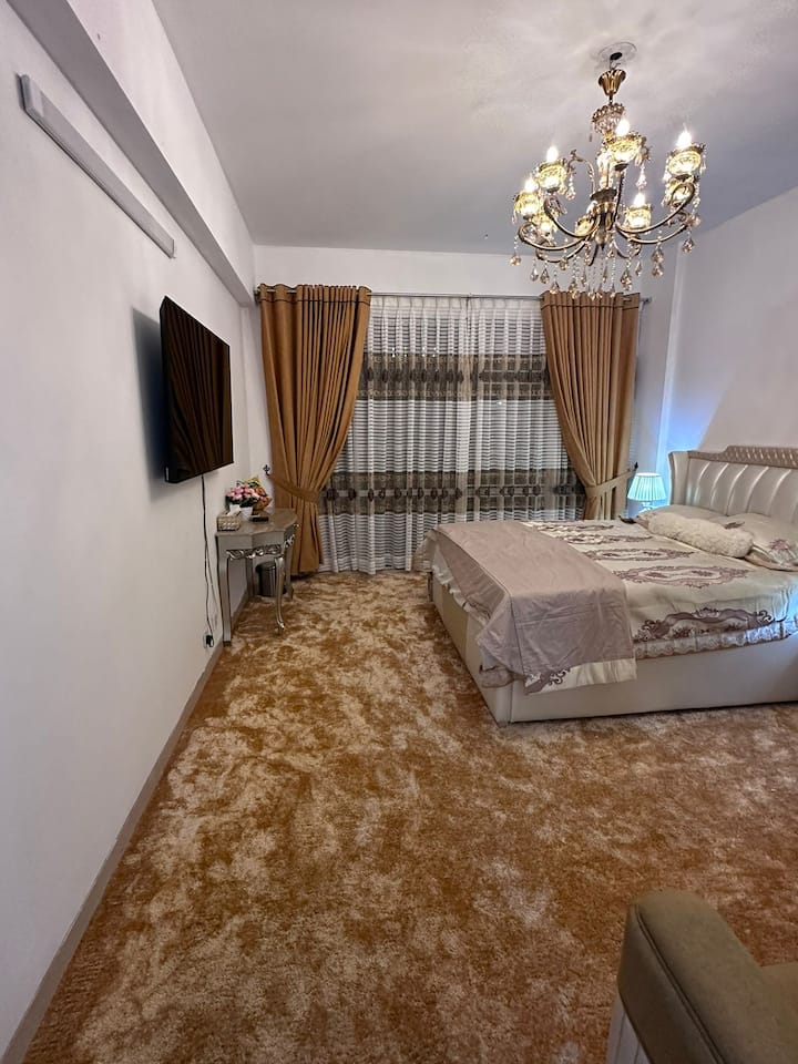 Luxurious Mn - Dhaka