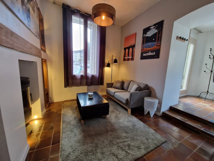 Chambre Double Avec Salon Au Centre De Formiguères - Les Angles