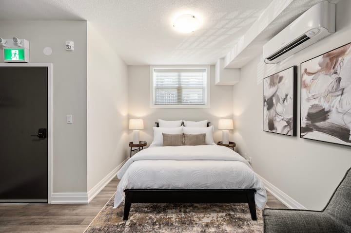 Strathroy Studio “Boutique Living At Its Best!”