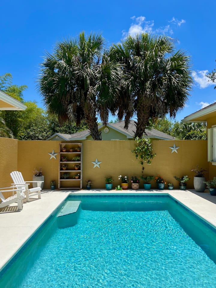 Beautiful Secluded Pool House - Sebastian, FL