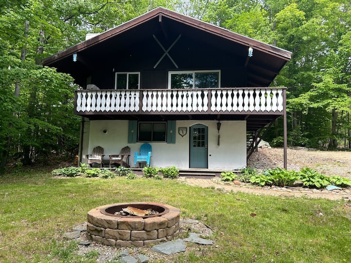 Newly Renovated Chalet - Jackson, NH
