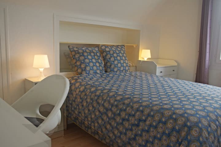 Coquette Chambre Au Calme. - Quimper