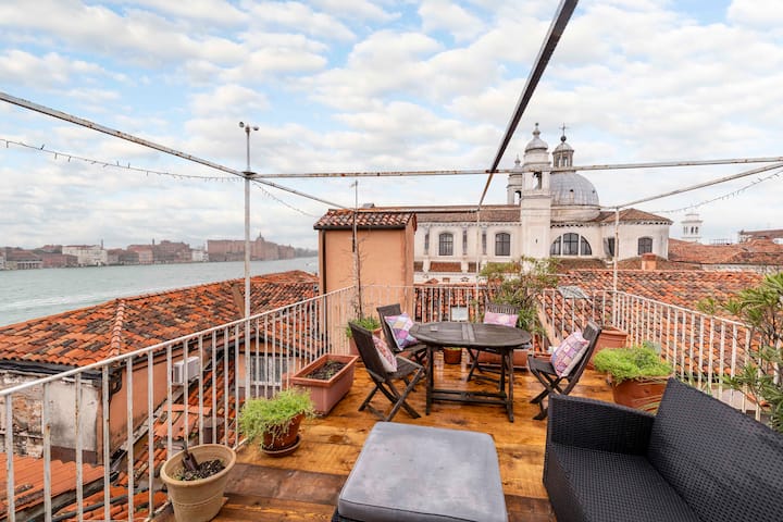 Accademia Sunshine With Terrace - Veneza