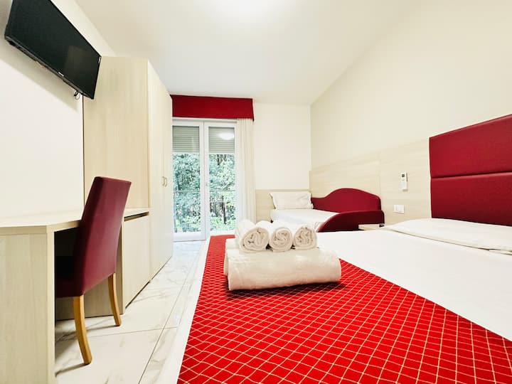 Delux Triplet With Private Bathroom - Mestre