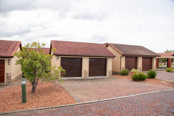 Keeping Up With The Jones's - Knysna