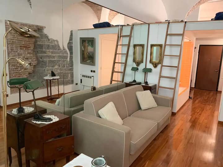 Luxury Lo Studio In Centro - Genoa
