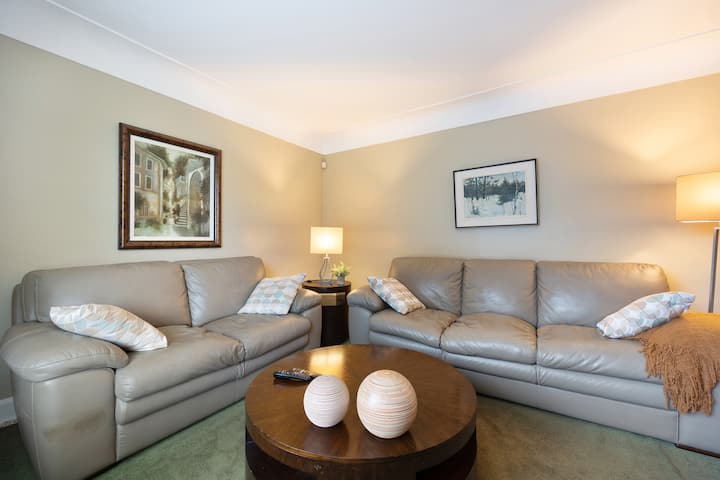 Nature Trail Nearby 4 Bed Home, - Hamilton, Canadá