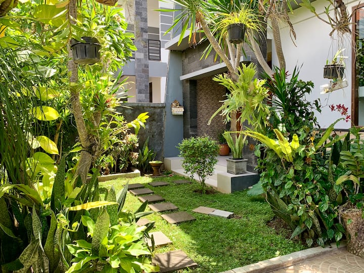 St. Regina Villa In South Kuta - Jimbaran