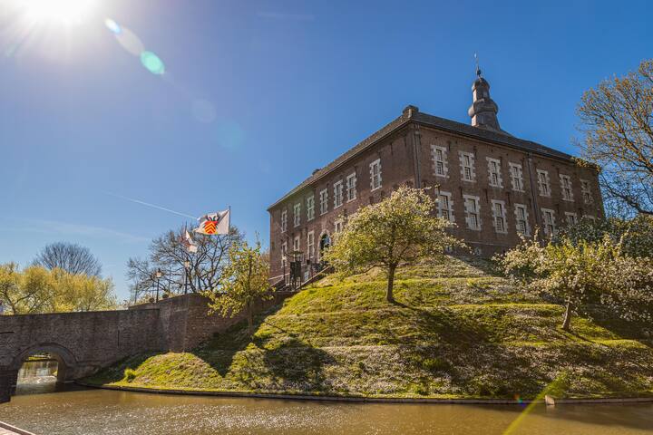 Rode Kamer - Kasteel Limbricht - Sittard