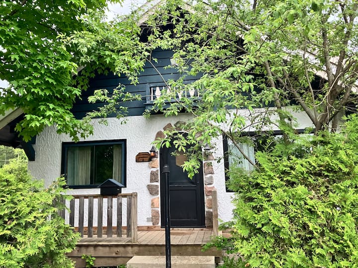 Chalet 2: Le Lausanne - Laurentides