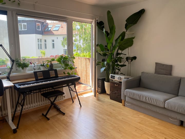 Oasis Of Calm In Beautiful Schöneberg - Berlin