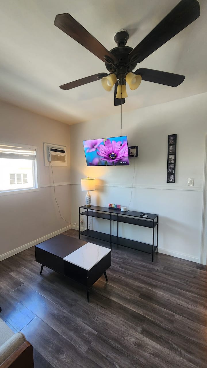 Incredible Views 1-bed Near Downtown La - Mount Washington - Los Angeles