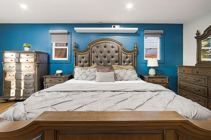 Tranquil Luxury Amid Forest View - Surrey