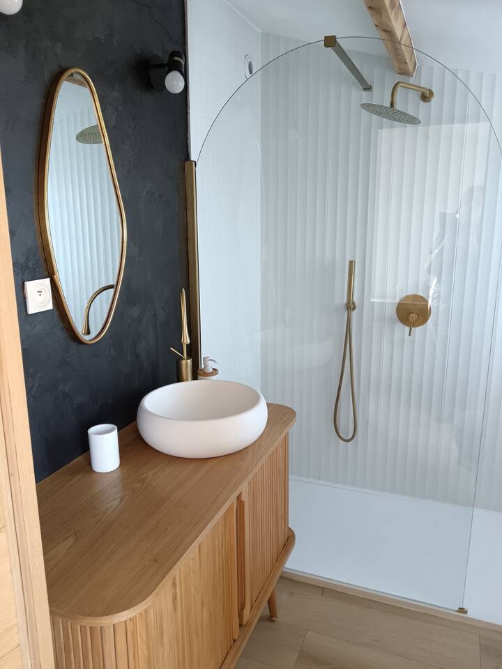 Jolie Chambre  Chez Isa - La Rochelle