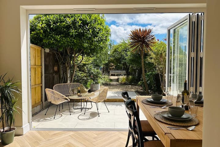 Hidden Gem Whitstable - Newly Renovated! - Isle of Sheppey