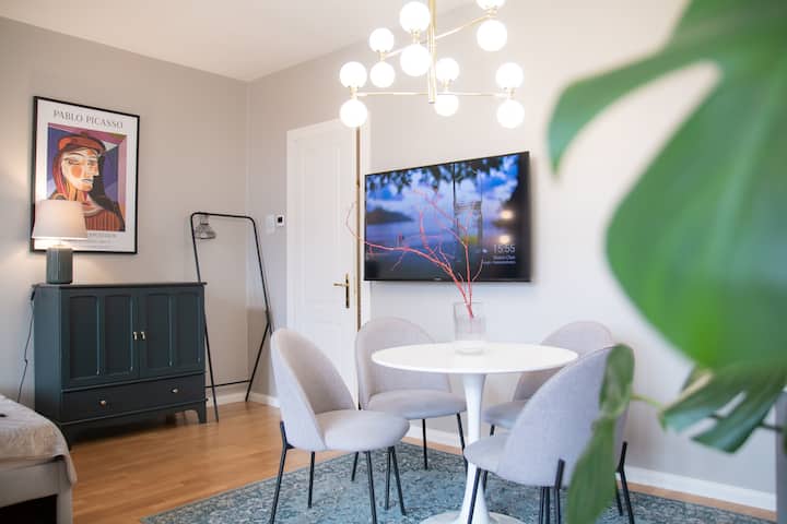 Charming Apartment By Wenceslas Square With Ac - Prag