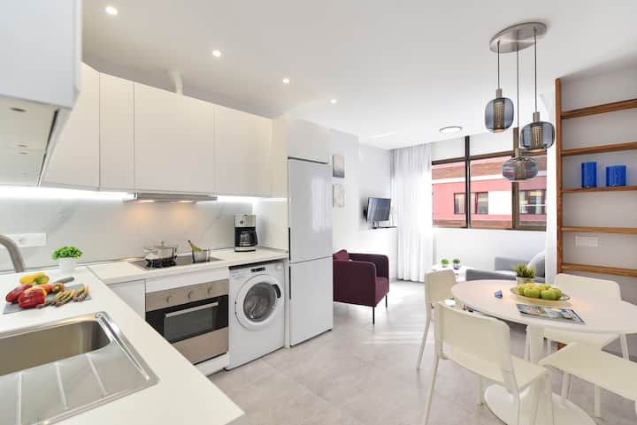 Luminoso Y Moderno Apartamento - Las Palmas